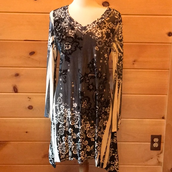 The Pyramid Collection | Dresses | The Pyramid Collection Blackwhite ...